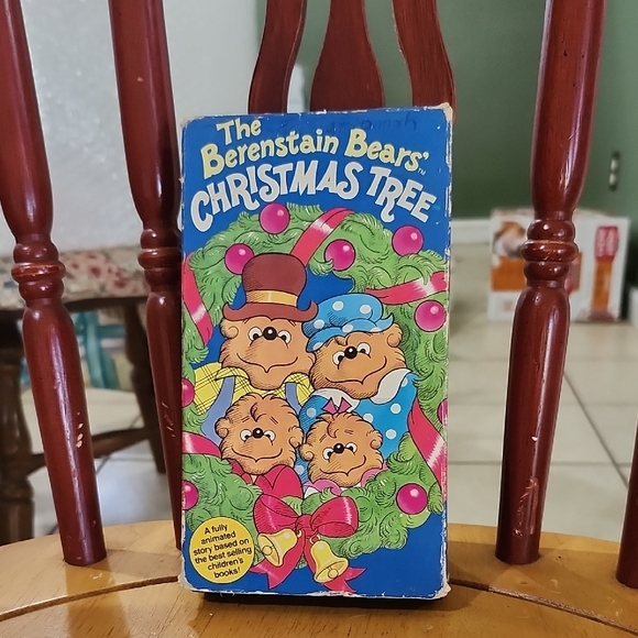 Vintage | Media | Vintage The Berenstain Bears Christmas Tree Vhs Tape ...